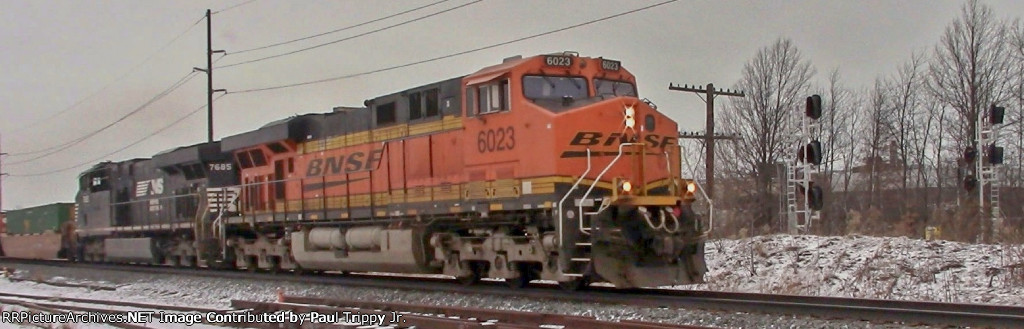 BNSF 6023